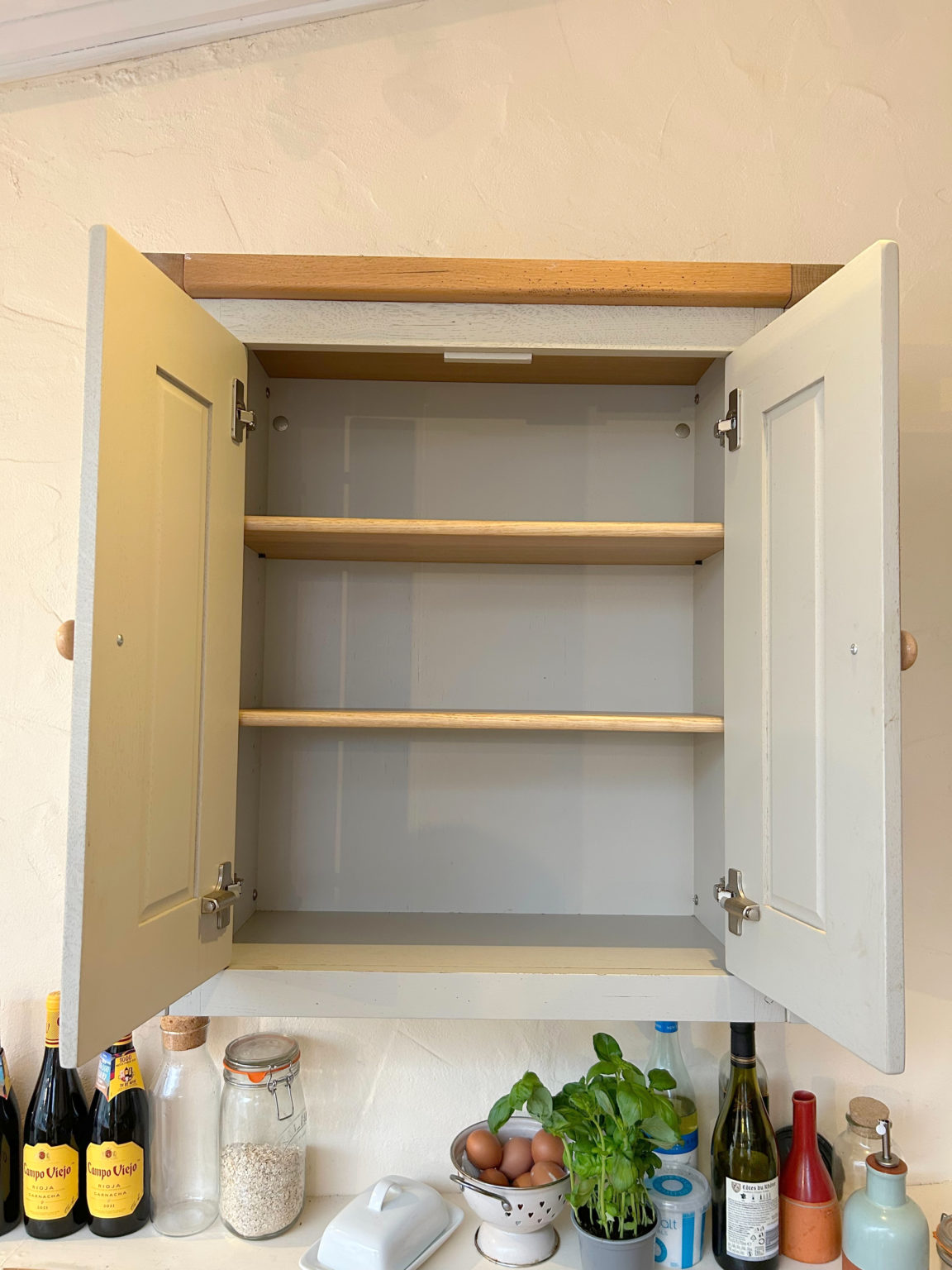 Fired Earth Freestanding Kitchen With Island and Worktops - Used - The ...