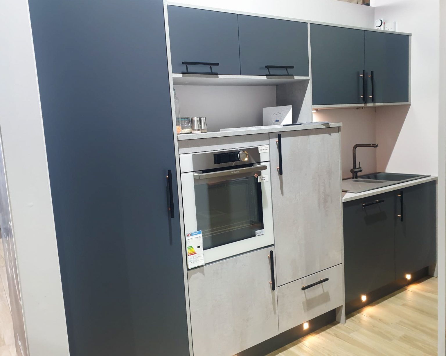 Ex Display Symphony Kitchen | The Used Kitchen Company