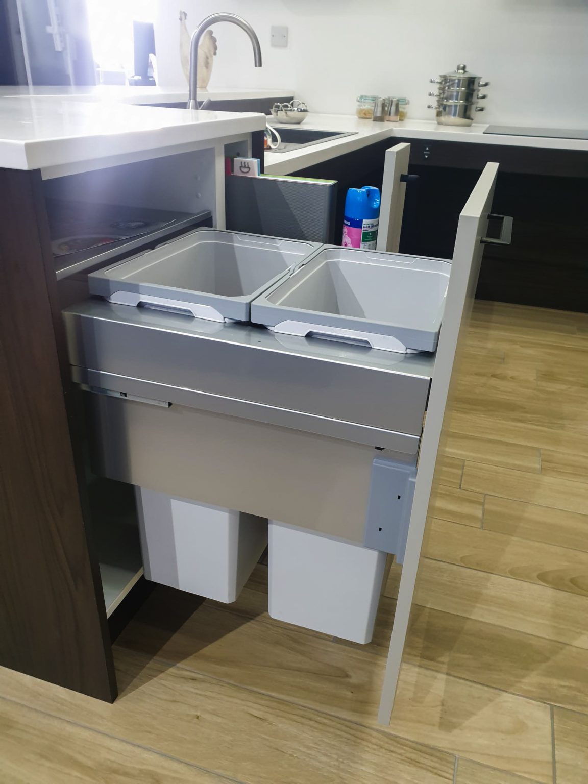 Ex Display Accessible Symphony Freedom Kitchen with Worktops