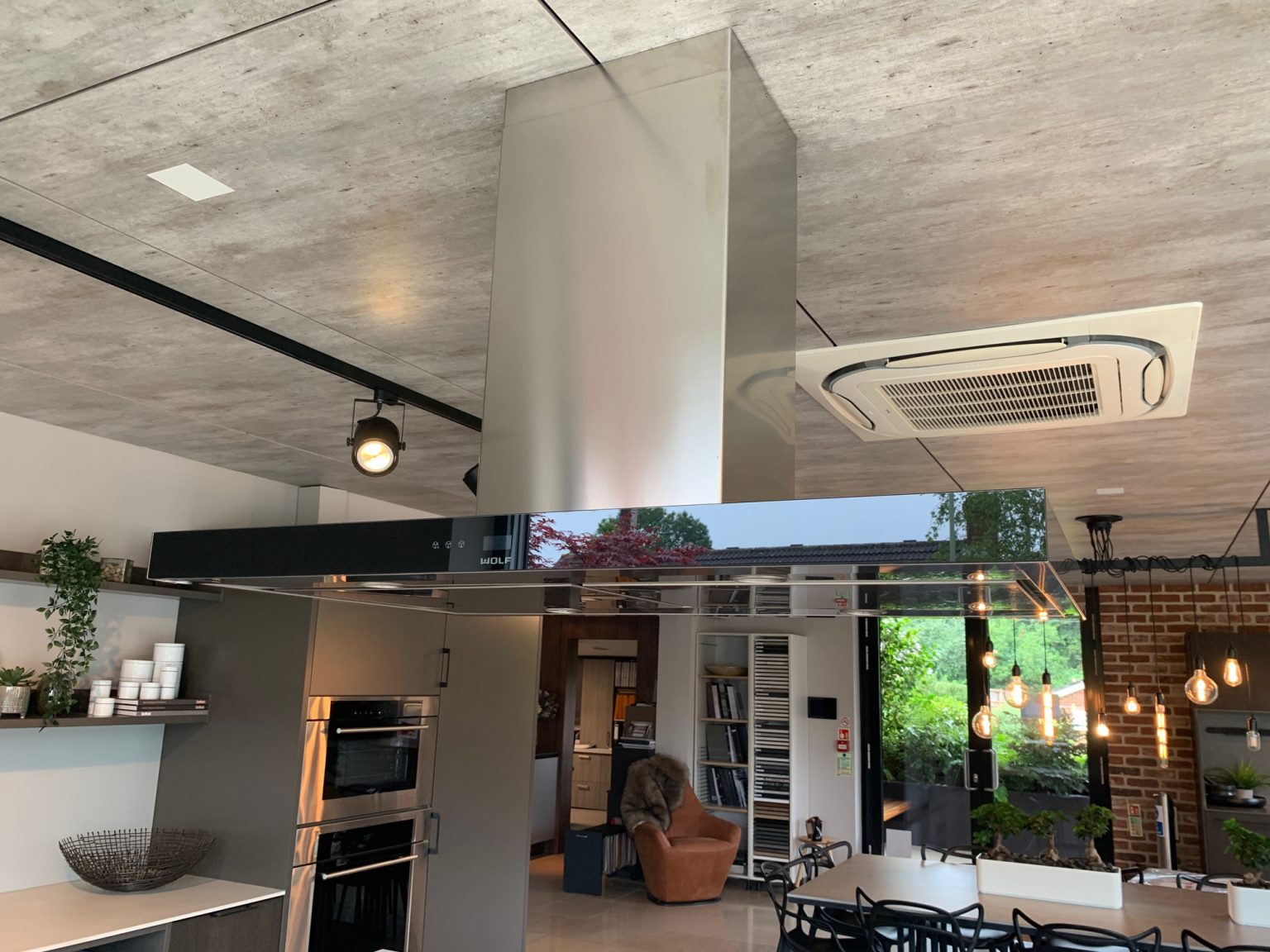 Ex Display SieMatic kitchen | The Used Kitchen Company