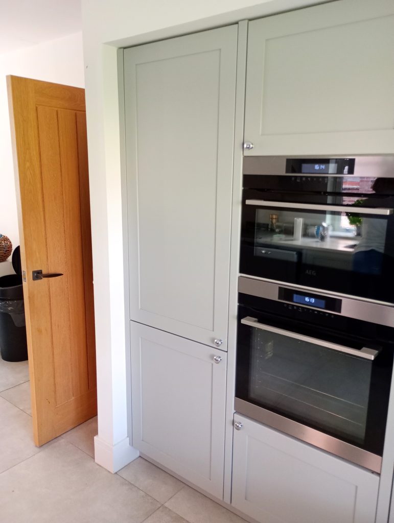 Callerton Kitchen with Worktops and Appliances - Used - The Used ...