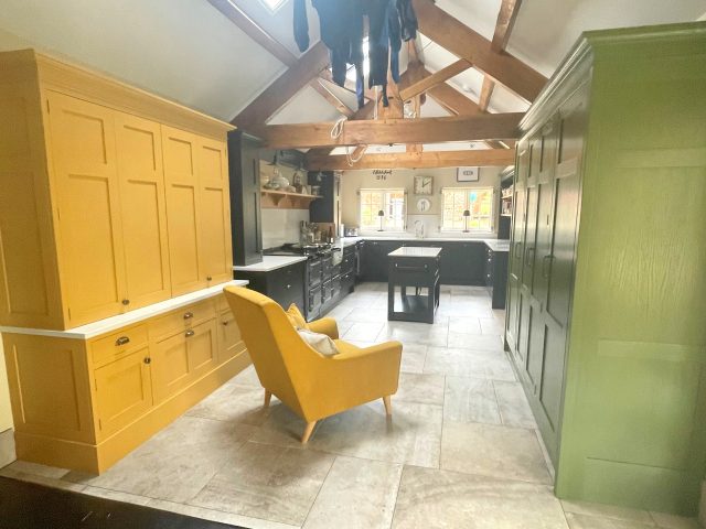 Ex-Display & Second Hand Kitchens | The Used Kitchen Company