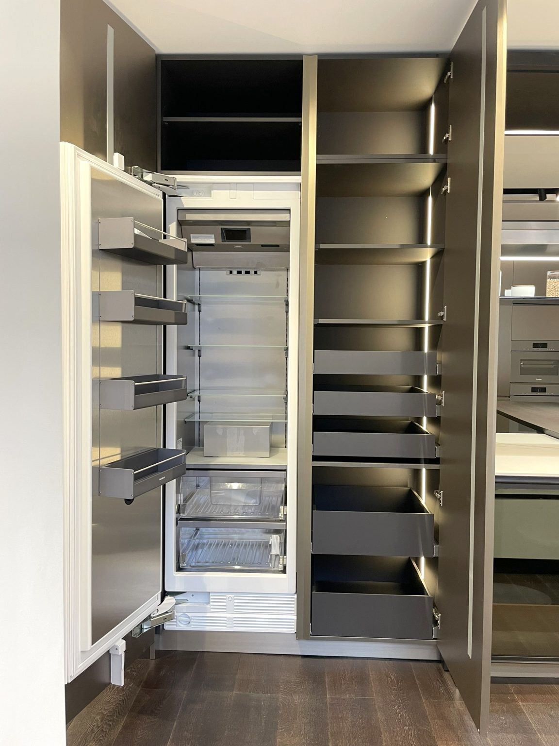 Ex Display Poliform Kitchen | The Used Kitchen Company