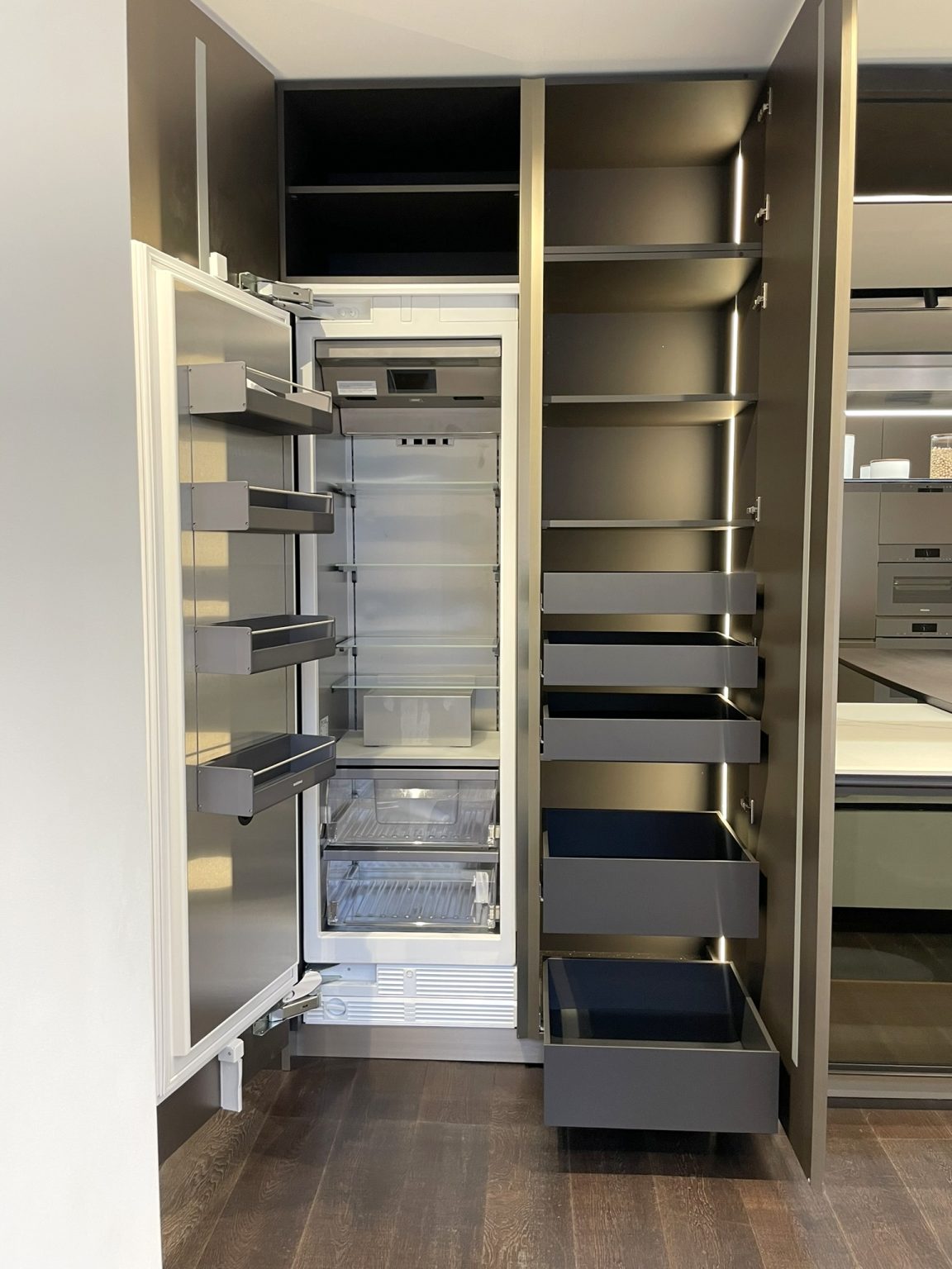 Ex Display Poliform Kitchen | The Used Kitchen Company