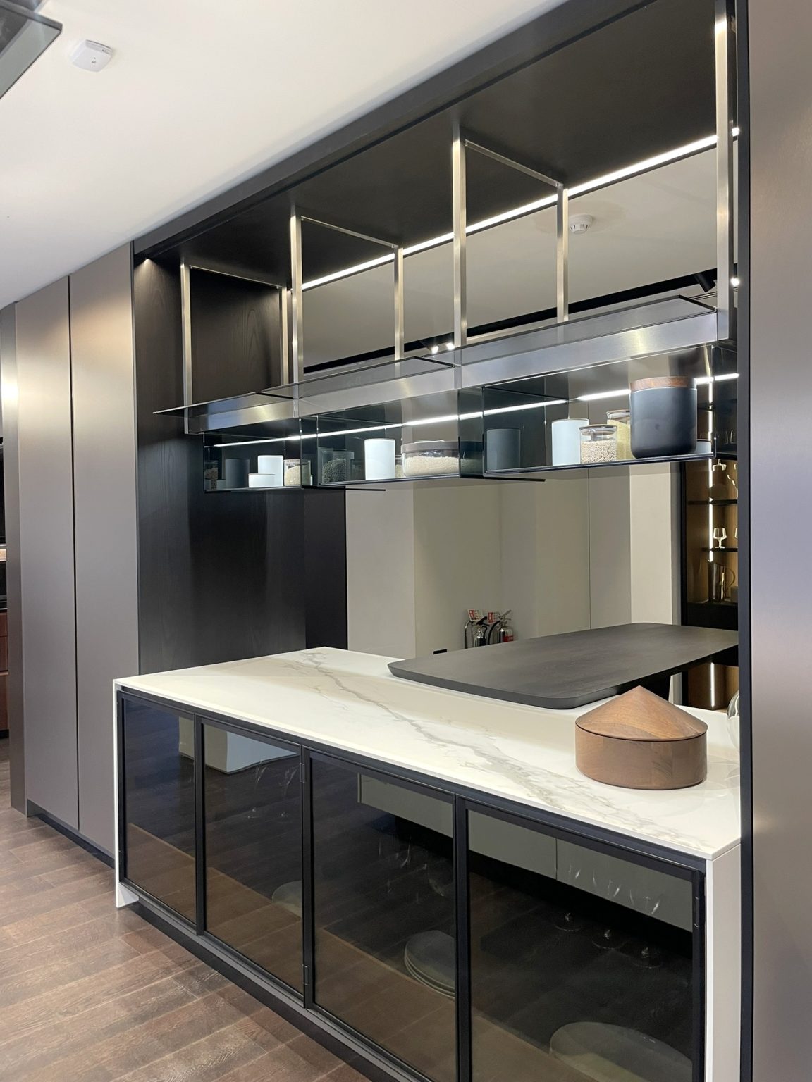 Ex Display Poliform Kitchen | The Used Kitchen Company