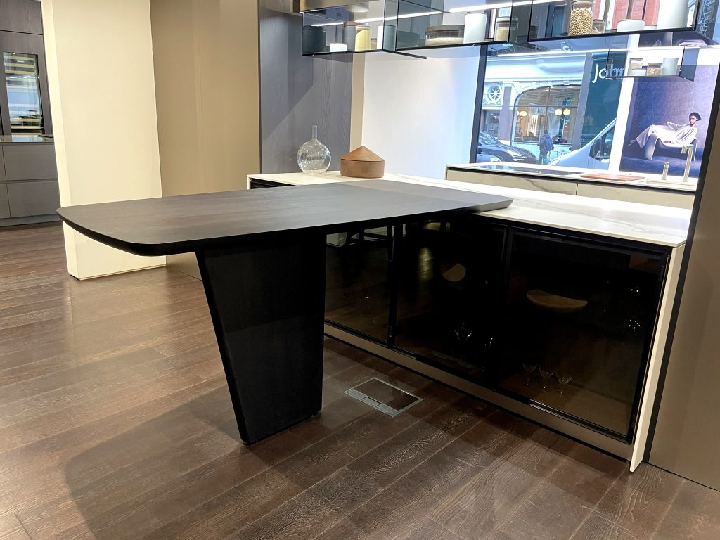 Ex Display Poliform Kitchen | The Used Kitchen Company