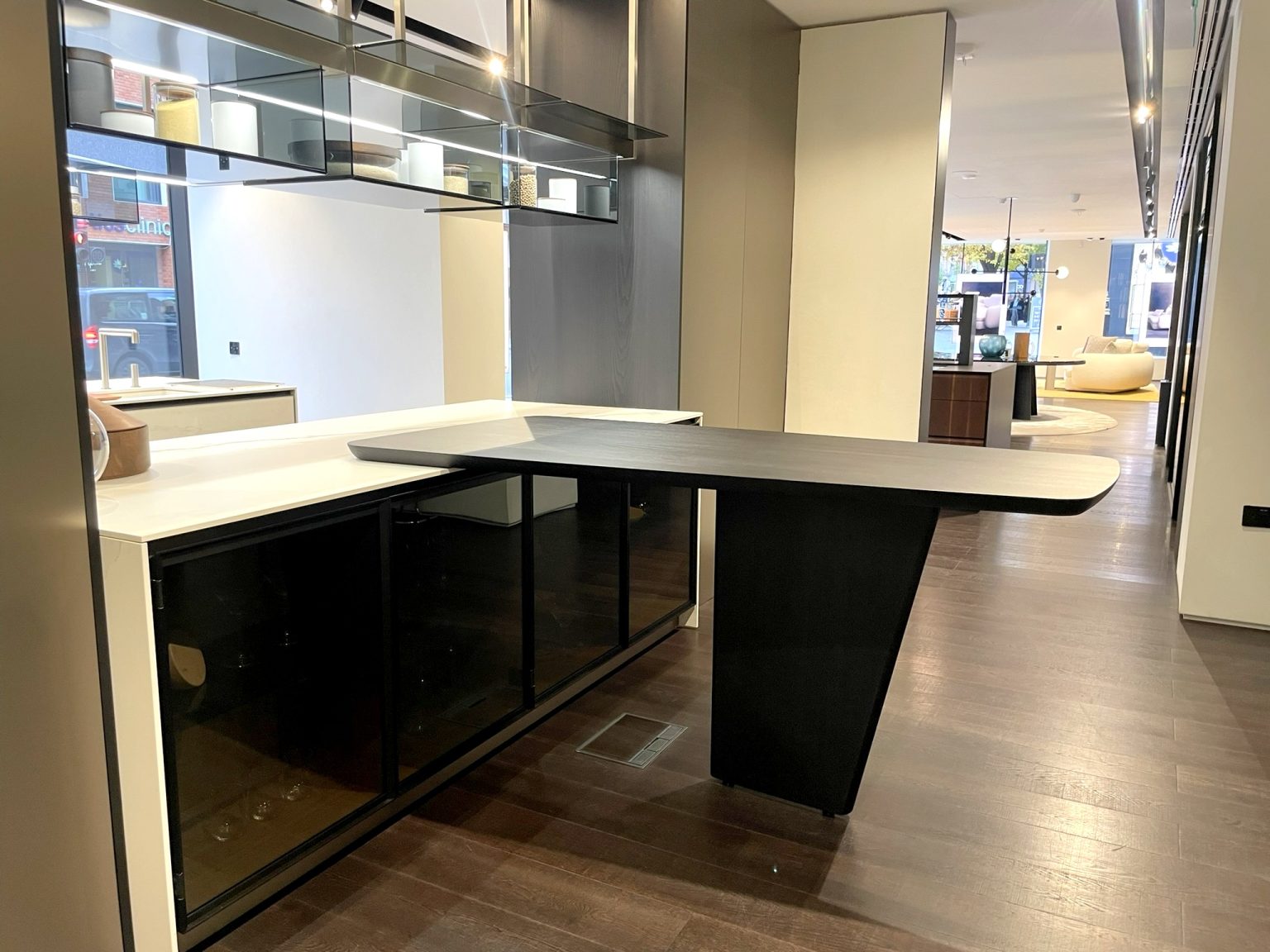 Ex Display Poliform Kitchen | The Used Kitchen Company