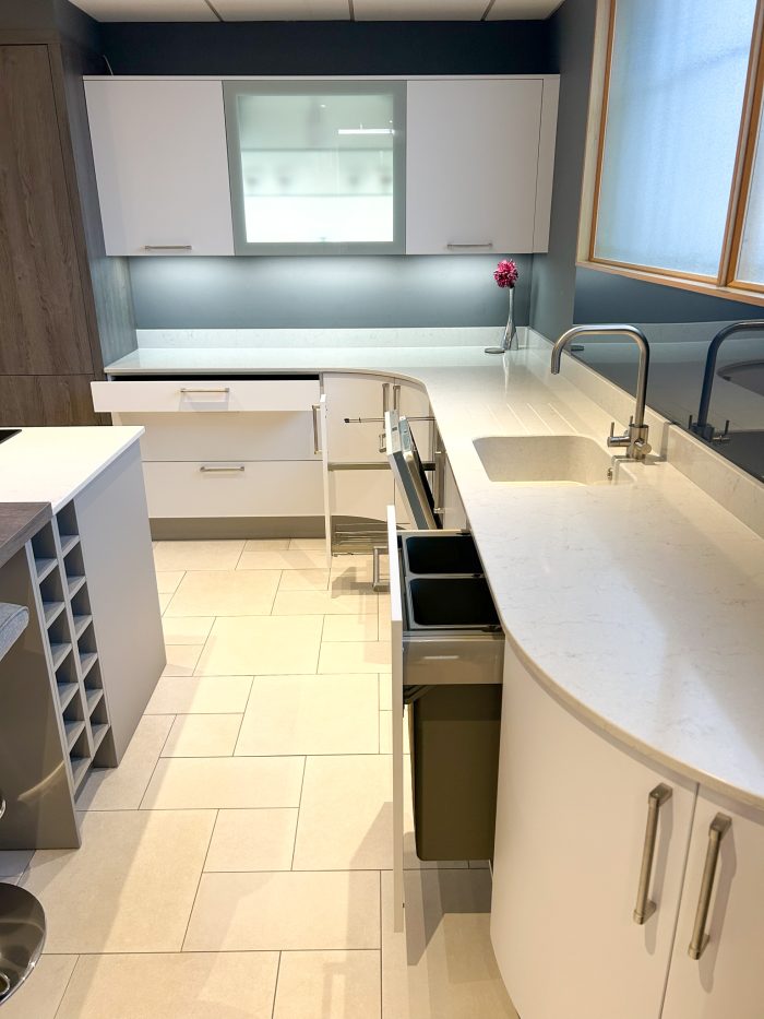 Ex Display Hacker Laser Kitchen with Island, Worktops and Appliances ...
