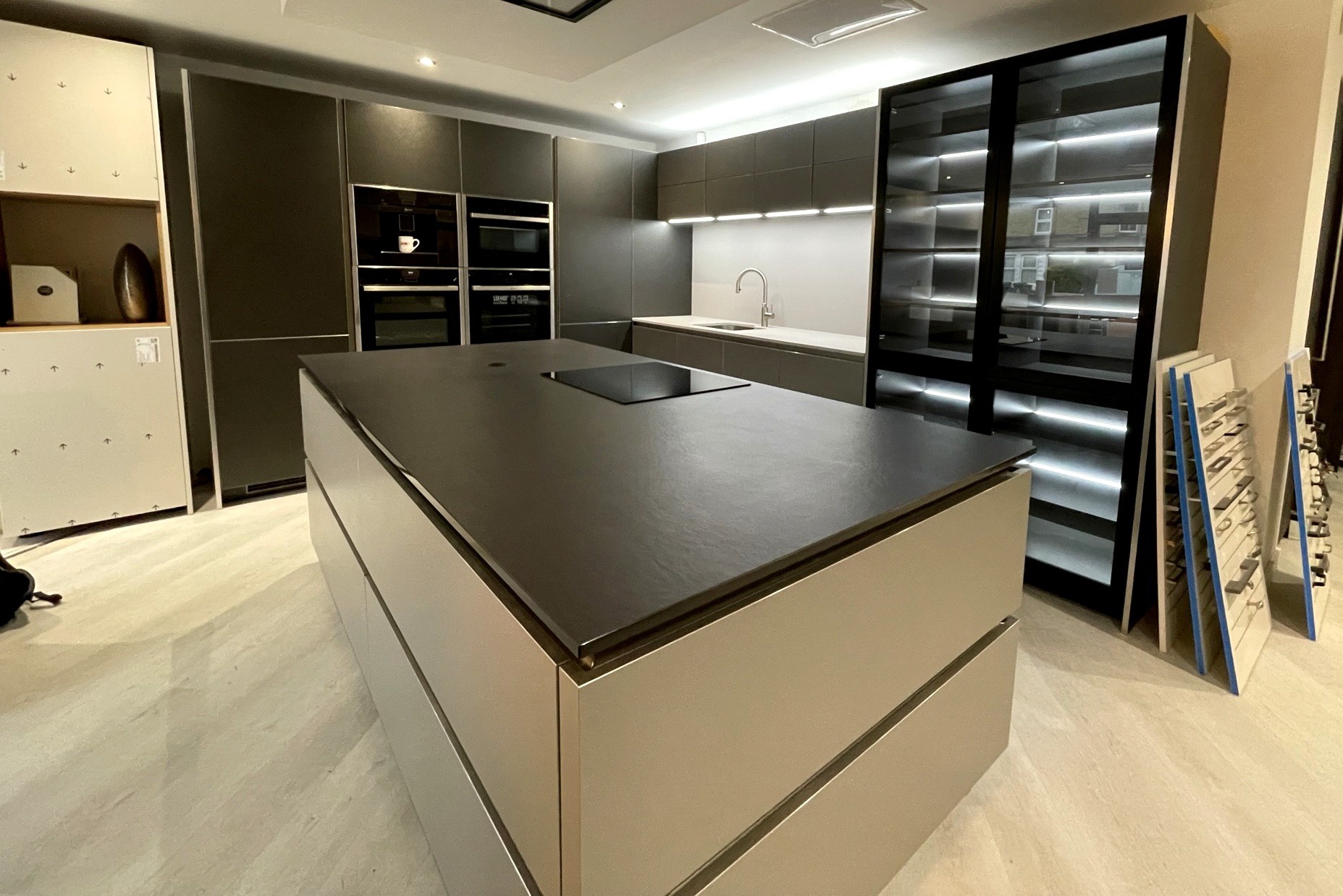 Ex Display Rotpunkt Titanium Kitchen | The Used Kitchen Comapny