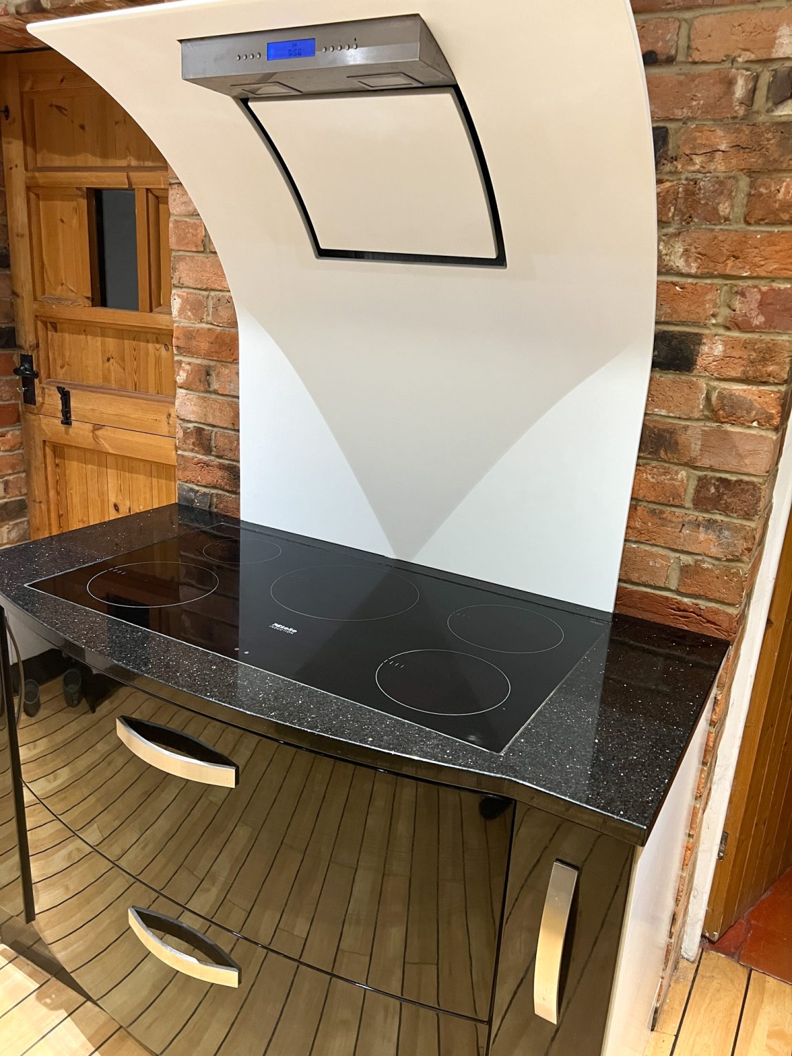 Large Howdens Kitchen with Island, Worktops and Appliances - Used - The ...