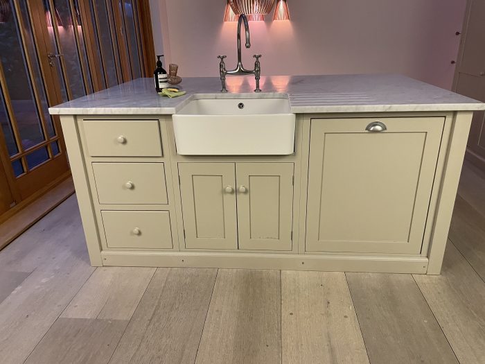 Devol Kitchen With Island and Worktops - Used - The Used Kitchen Company