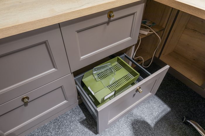 Ex Display Office Furniture | The Used Kitchen Company