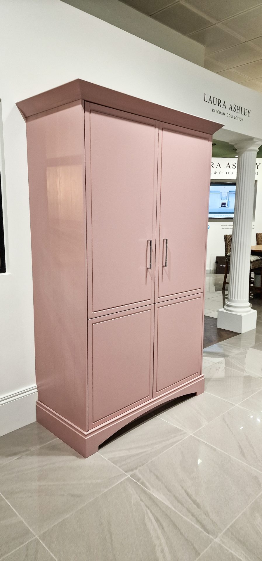 Ex Display Symphony Pantry Unit | The Used Kitchen Company