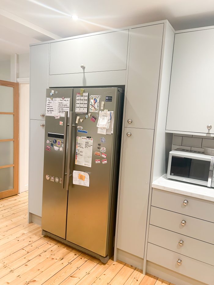 Hammonds Kitchen with Breakfast Bar, Worktops and Some Appliances ...