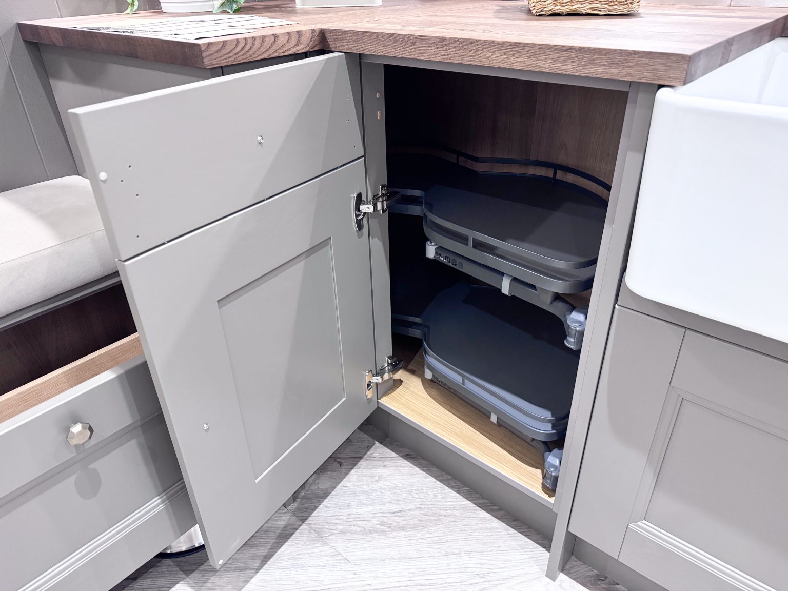Ex Display Laura Ashley Boot Room with Spekva Wooden Worktops - The ...