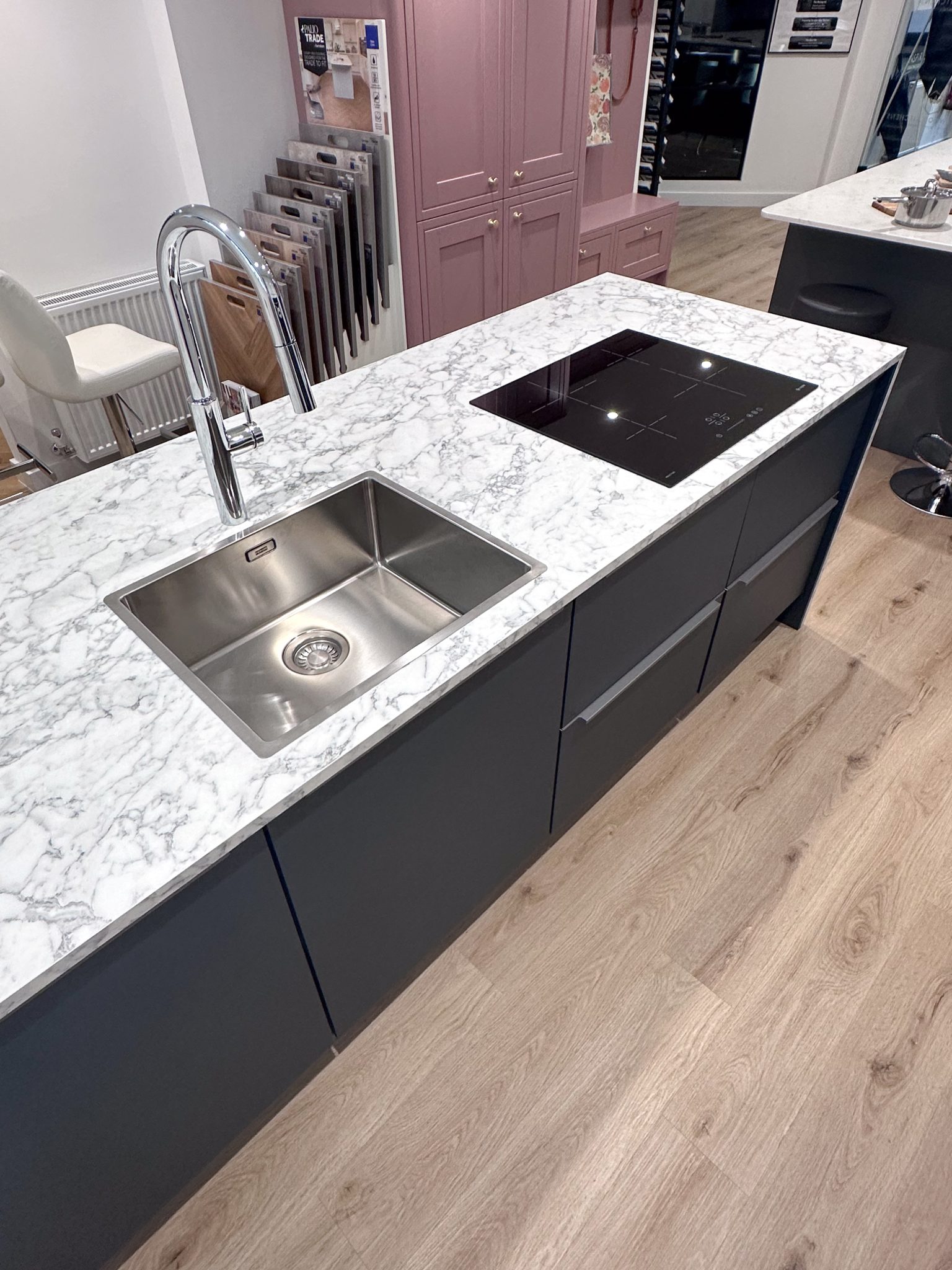 Ex Display Symphony Kitchen With Worktops - The Used Kitchen Company