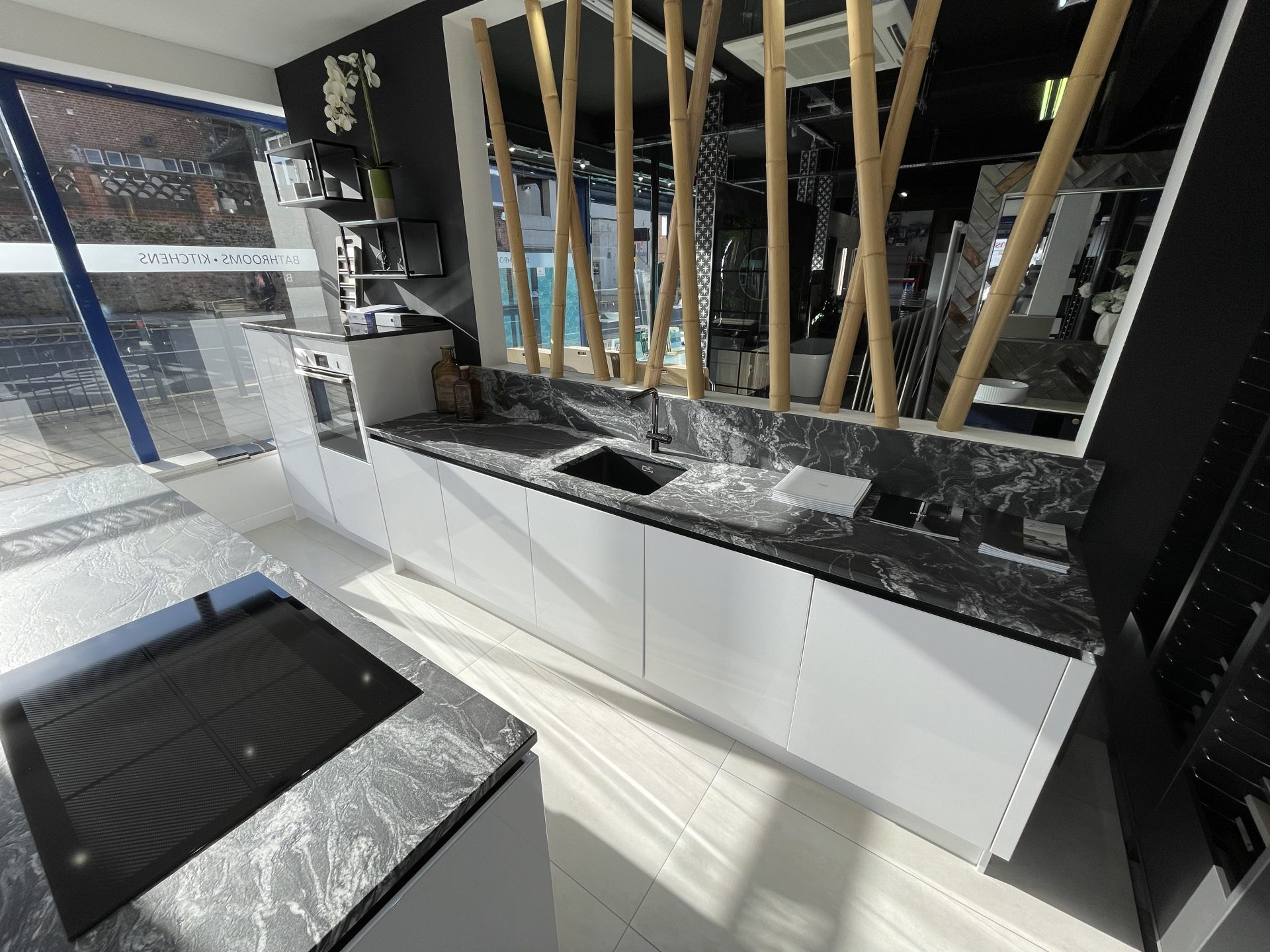 Ex Display Symphony Linear Kitchen | The Used Kitchen Company