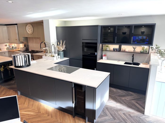 Ex Display Symphony New York Kitchen with Worktops and Appliances - The ...