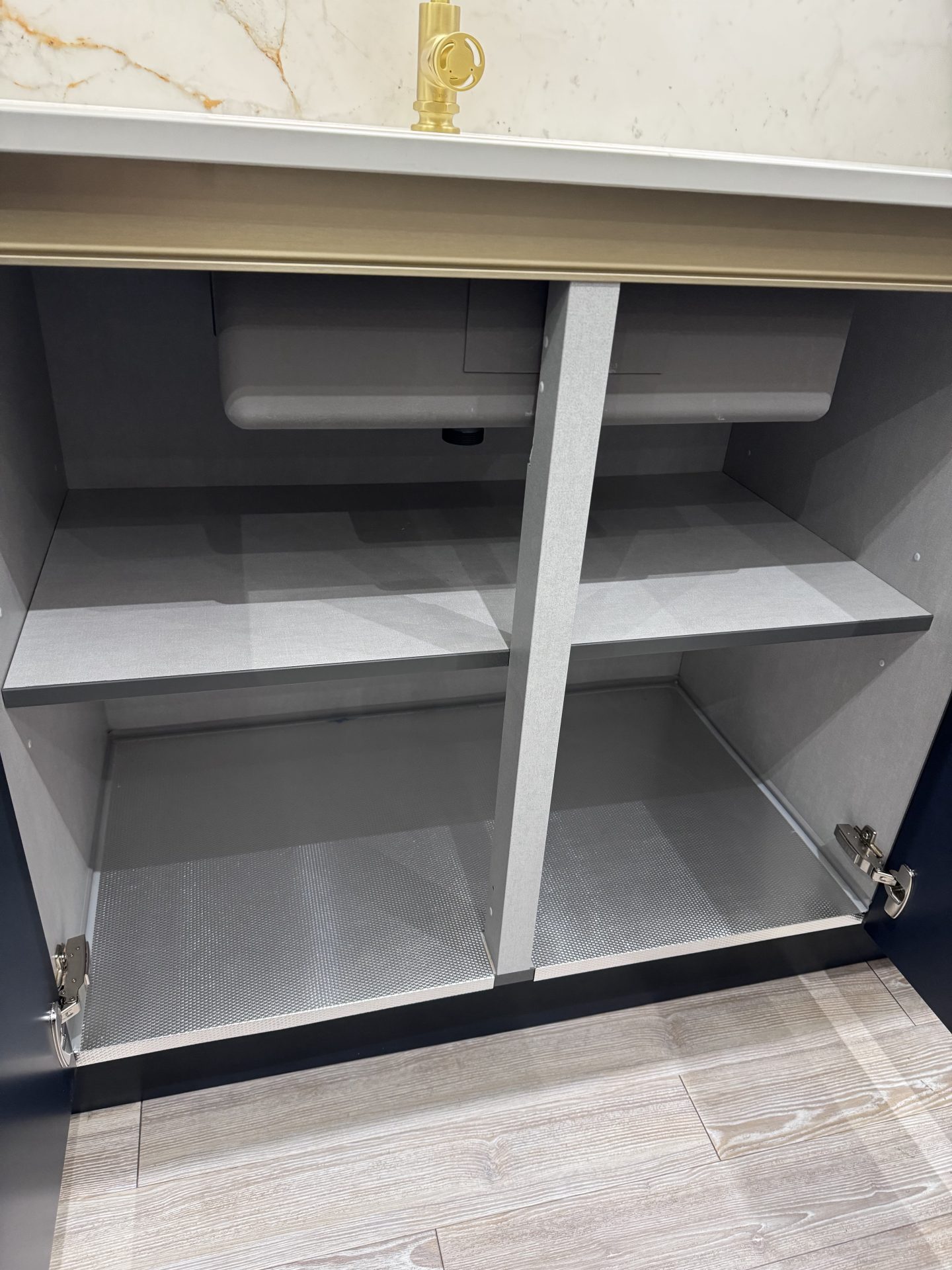 Ex Display Symphony Alta & Linear Indigo Kitchen With Island, Ceramic ...