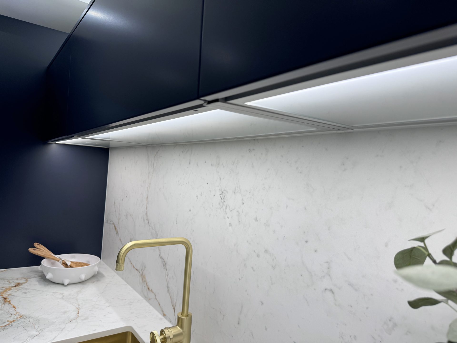 Ex Display Symphony Alta & Linear Indigo Kitchen With Island, Ceramic ...