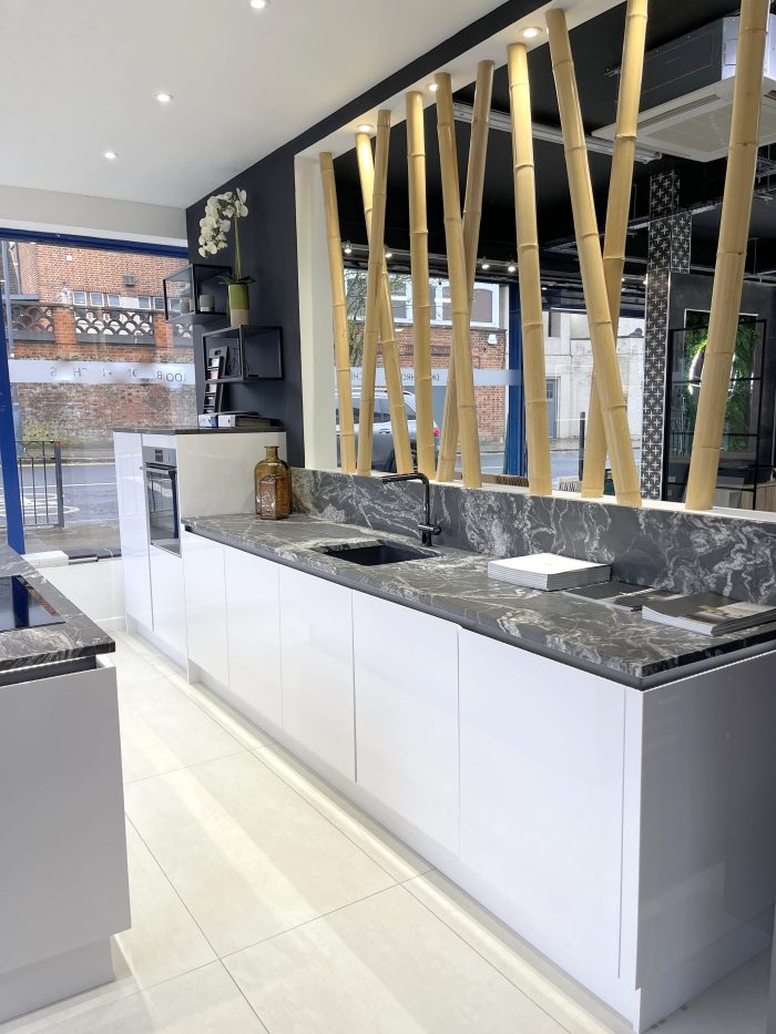 Ex Display Symphony Linear Kitchen | The Used Kitchen Company