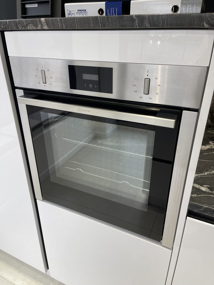 Ex Display Symphony Linear Kitchen | The Used Kitchen Company