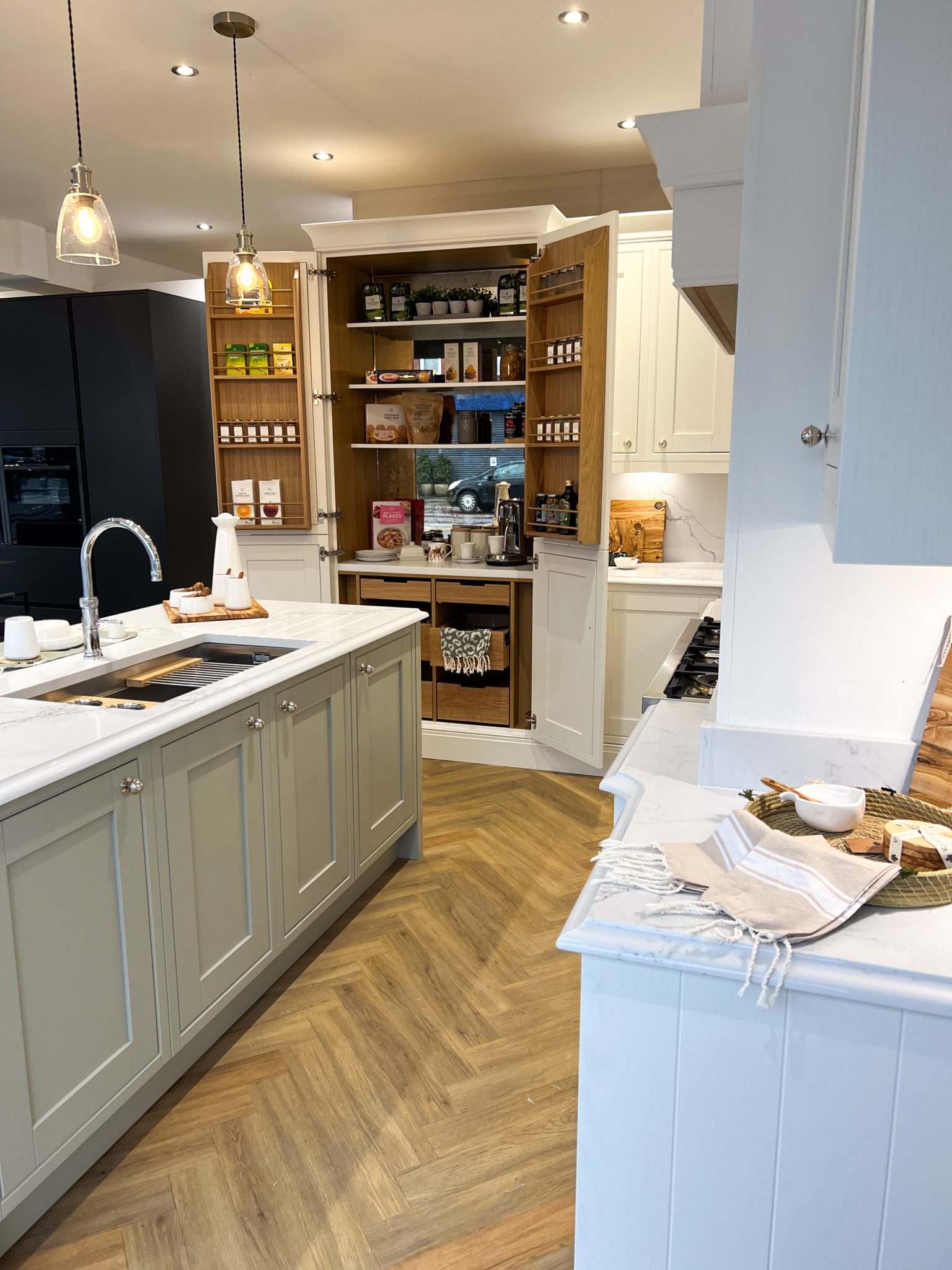 Ex Display Laura Ashley Kitchen with Island, Pantry and Worktops - The ...