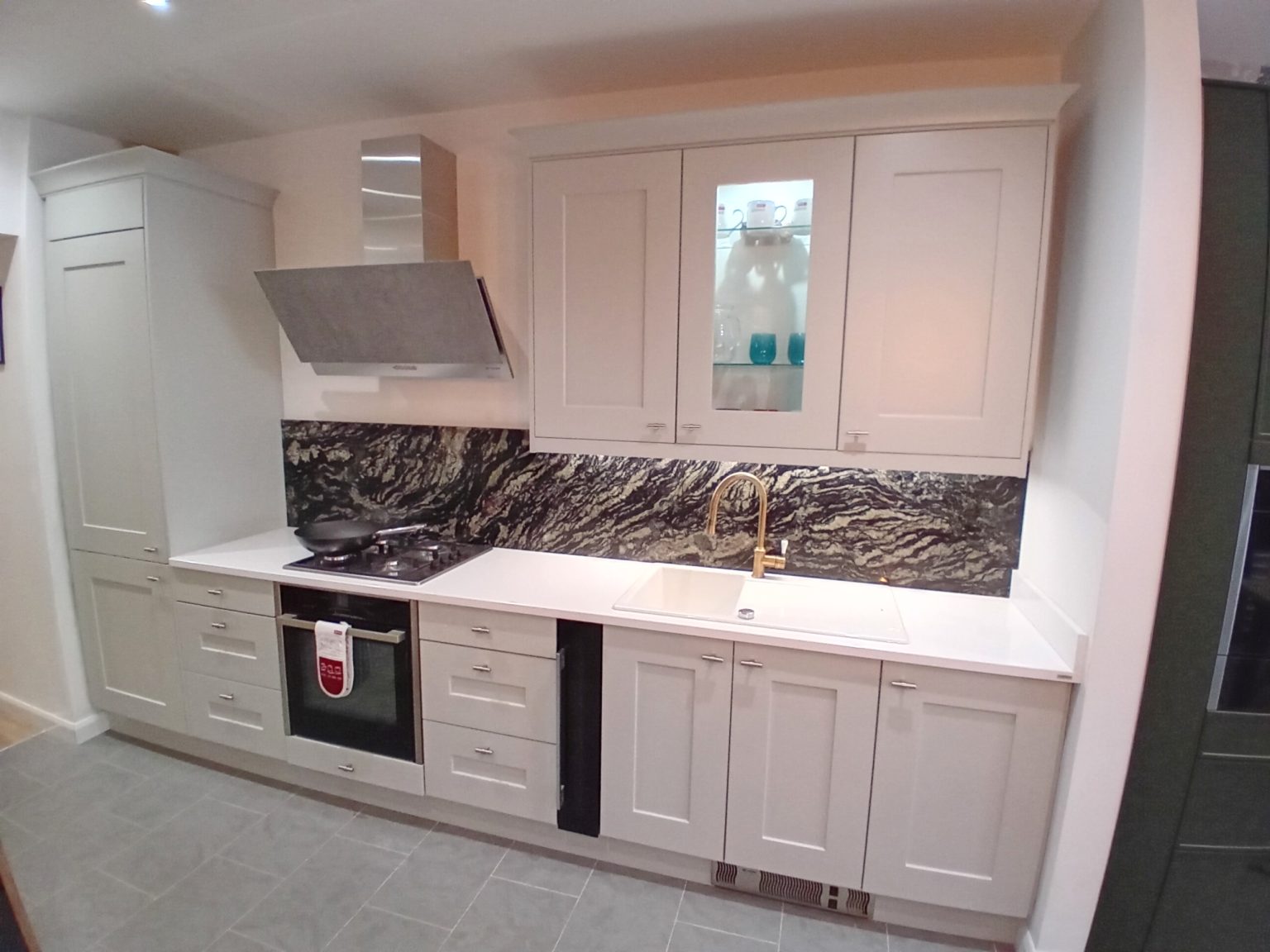 Ex-Display Kitchens | Cheap Kitchens | The Used Kitchen Company