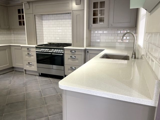 Ex Display Sheraton (Omega) Kitchen with Quartz Worktops - The Used ...