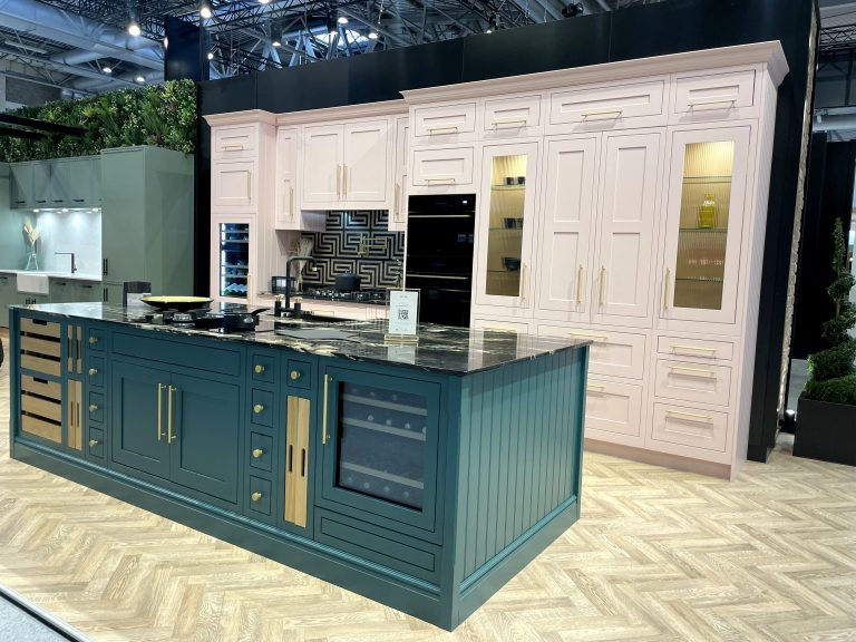 Ex Exhibition Caple Art Deco Kitchen With Island and optional Worktops ...