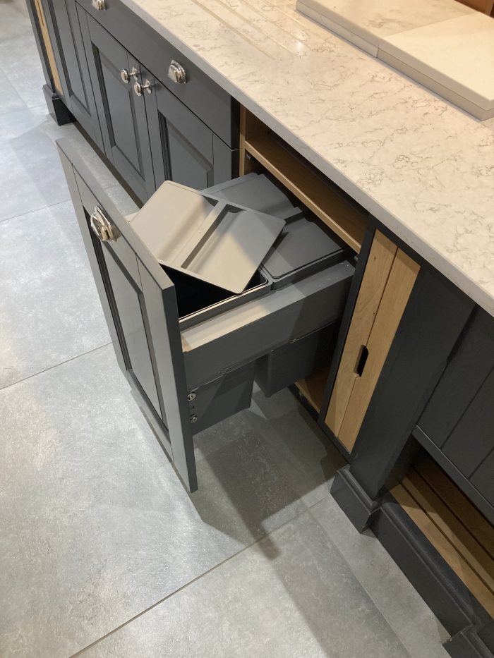 Ex Display Mackintosh Kitchen | The Used Kitchen Company