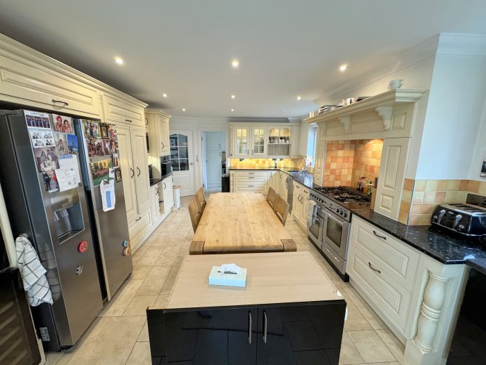 Ex-Display & Used Designer Kitchens For Sale | The Used Kitchen Company