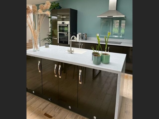 Ex-Display & Used Designer Kitchens For Sale | The Used Kitchen Company