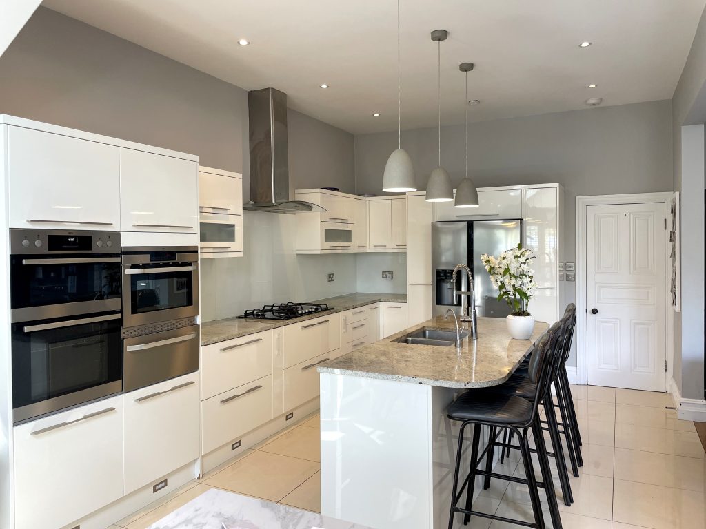 Ex-Display & Used Designer Kitchens For Sale | The Used Kitchen Company