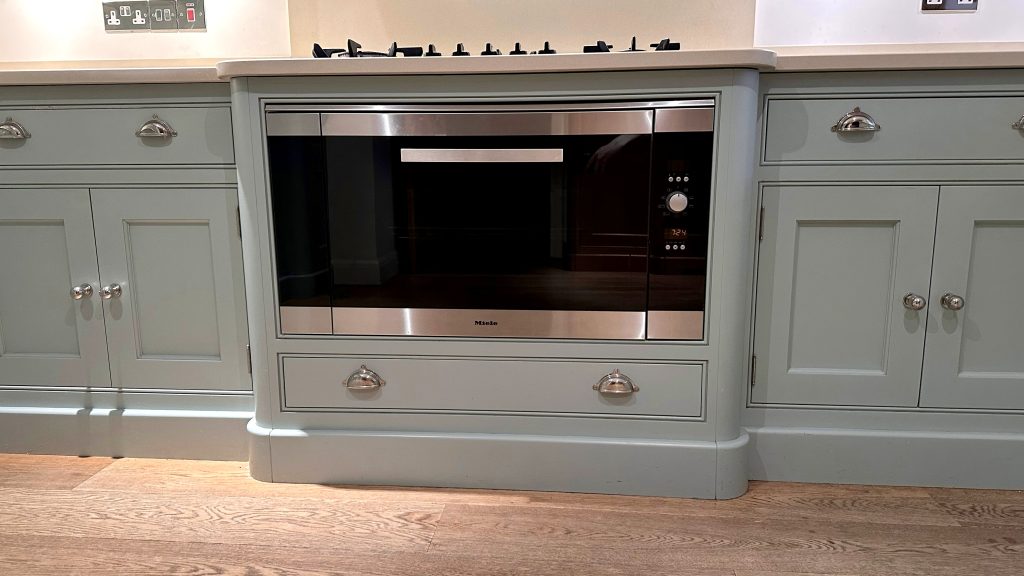 Tom Howley Kitchen - Used | The Used Kitchen Company