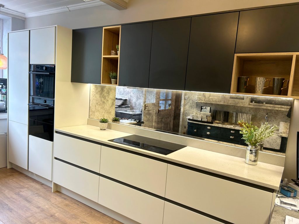 Ex-Display & Used Designer Kitchens For Sale | The Used Kitchen Company