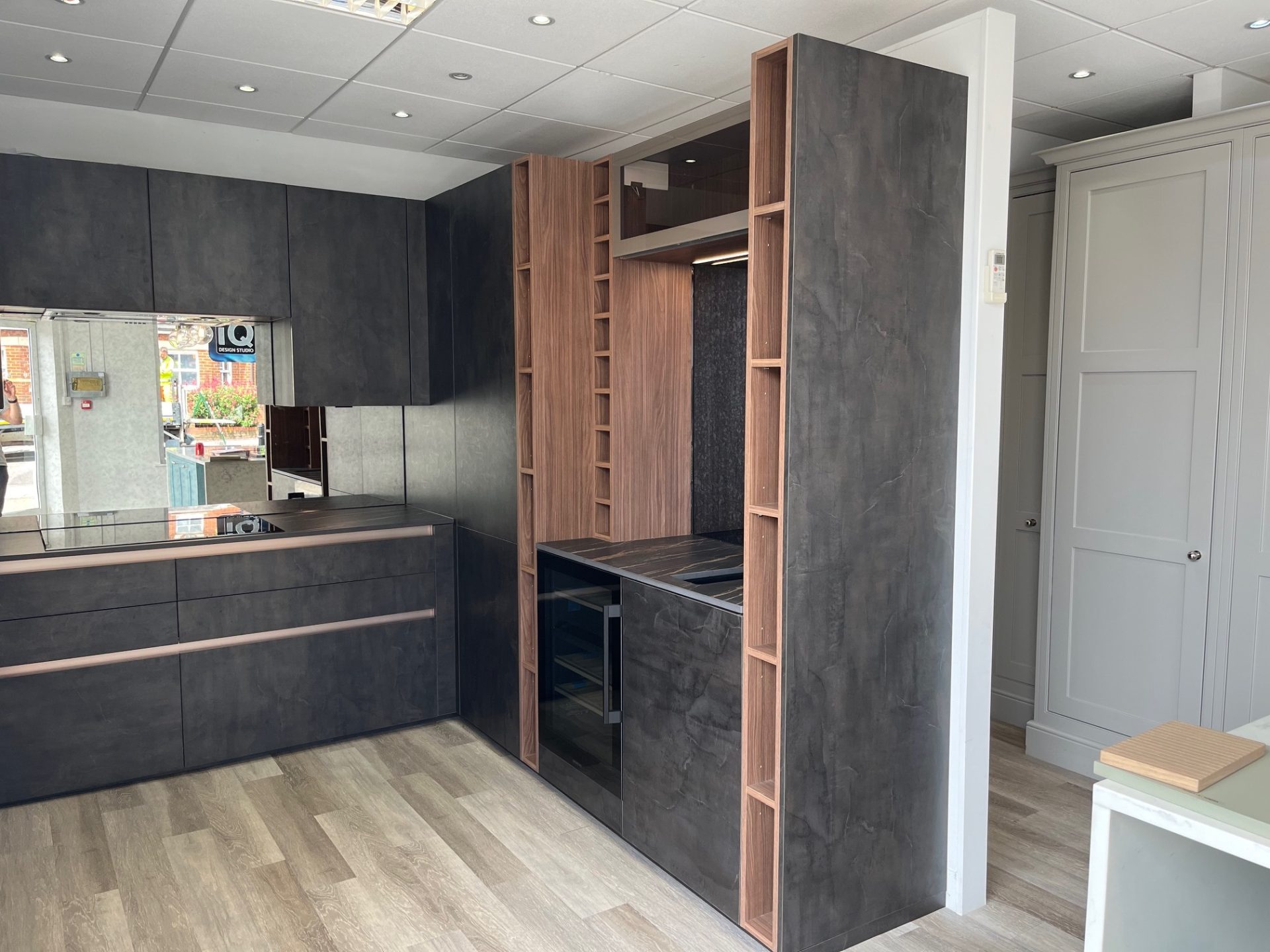 Ex Display Mereway Qline Kitchen | The Used Kitchen Company