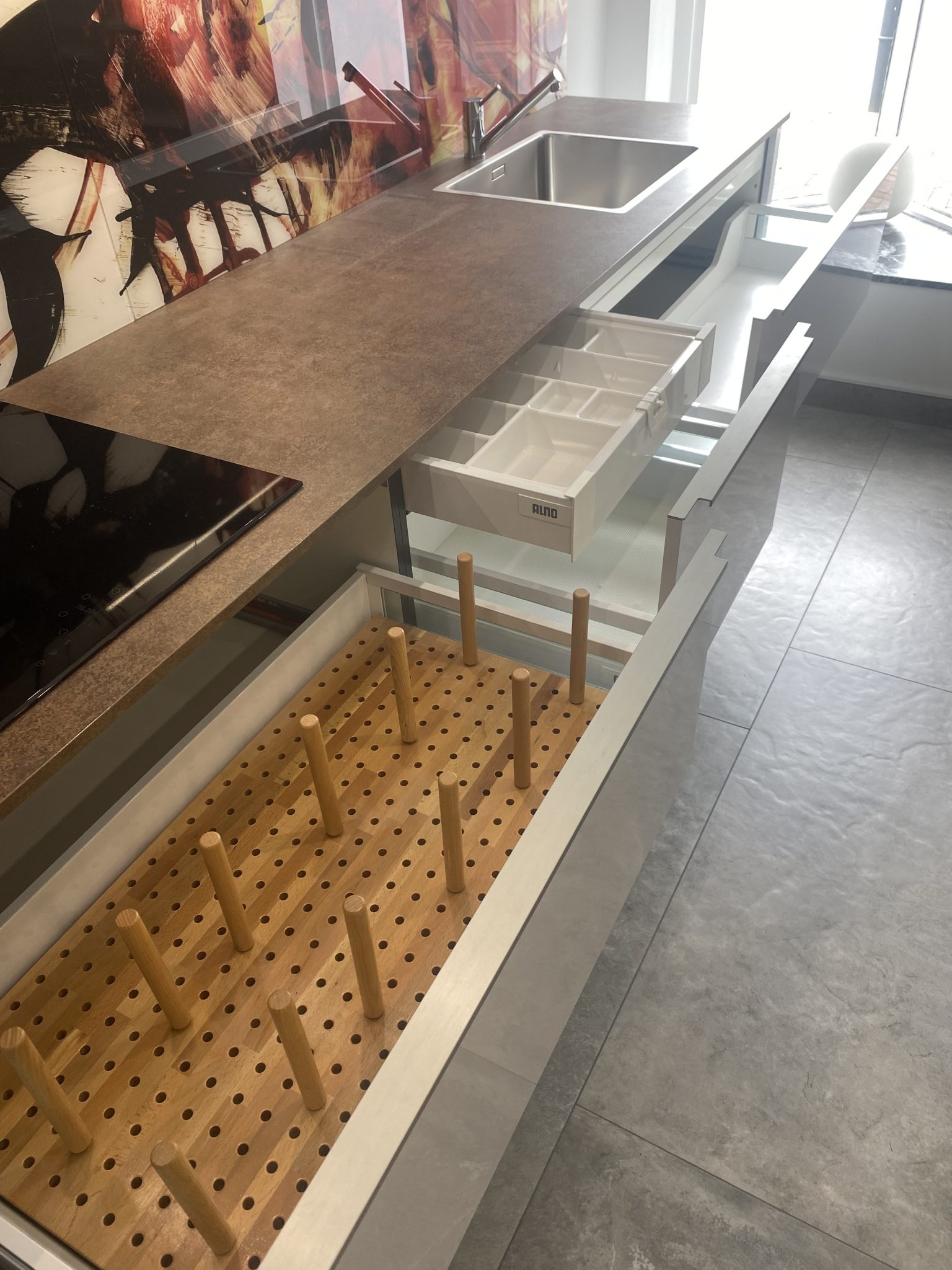 Ex Display Alno Kitchen With Worktop - The Used Kitchen Company