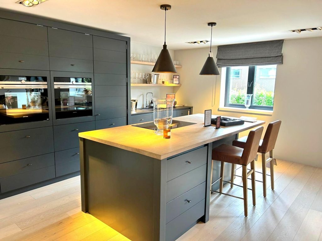 Ex-Display & Second Hand Kitchens | The Used Kitchen Company