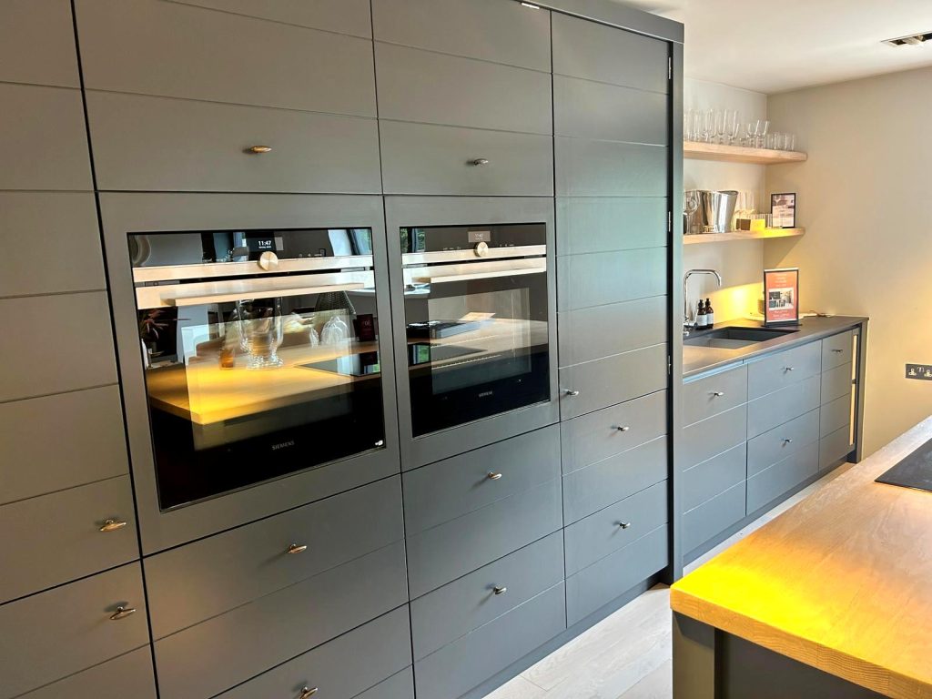 Ex Display Neptune Limehouse Kitchen with Island and Worktops - The ...