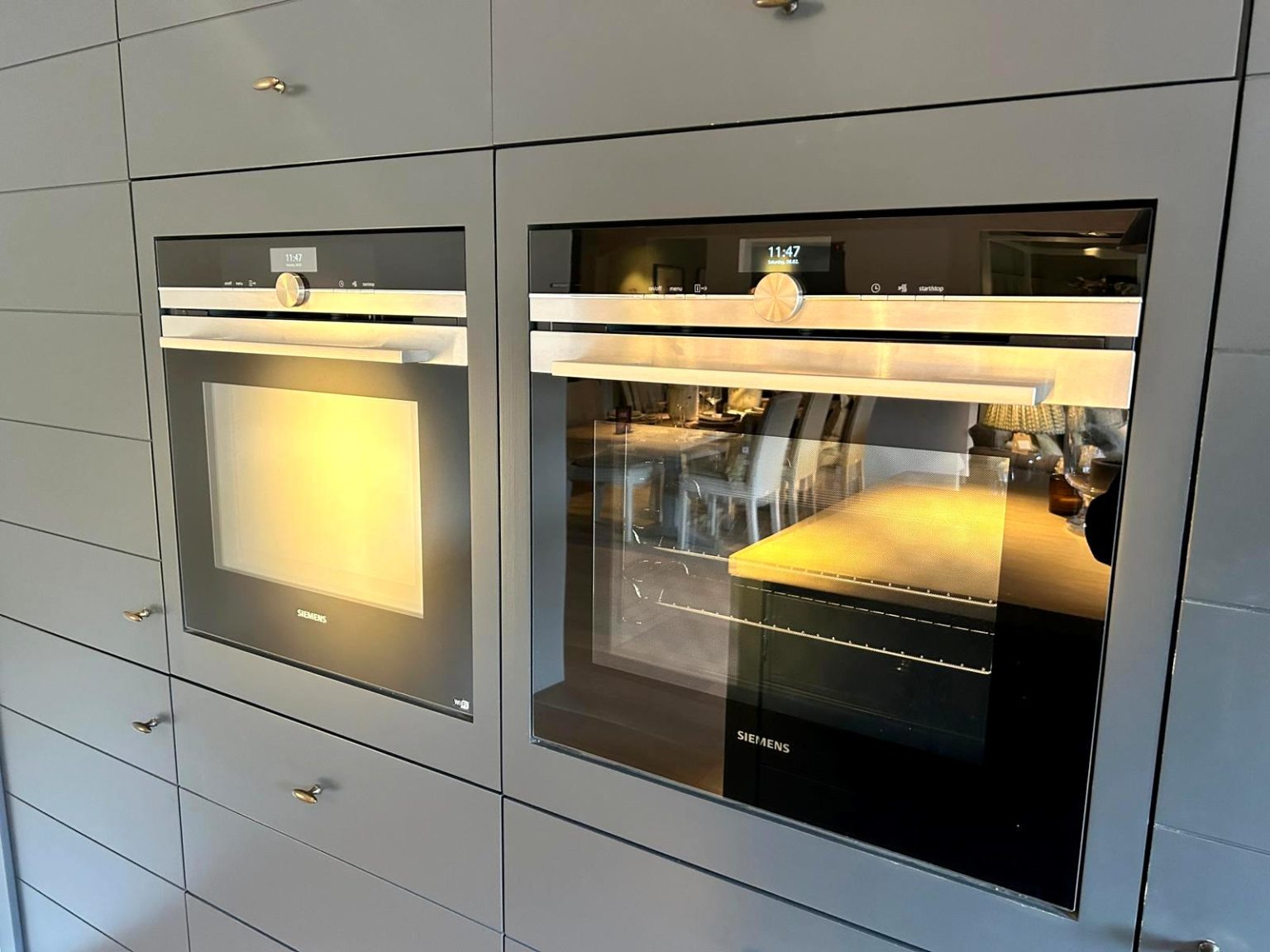 Ex Display Neptune Limehouse Kitchen with Island and Worktops - The ...