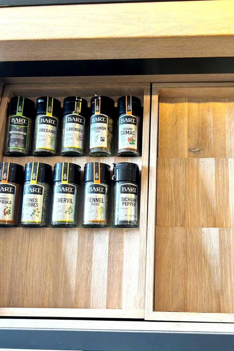 Ex Display Neptune Limehouse Kitchen with Island and Worktops - The ...