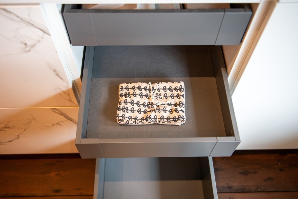 Ex display Alno Kitchen | The Used Kitchen Company