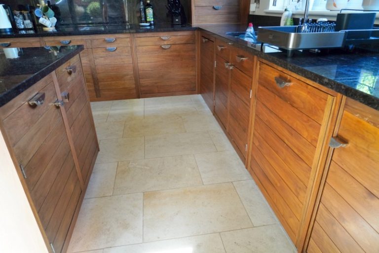 Smallbone Kitchen With Island, Granite Worktops and Appliances - Used ...