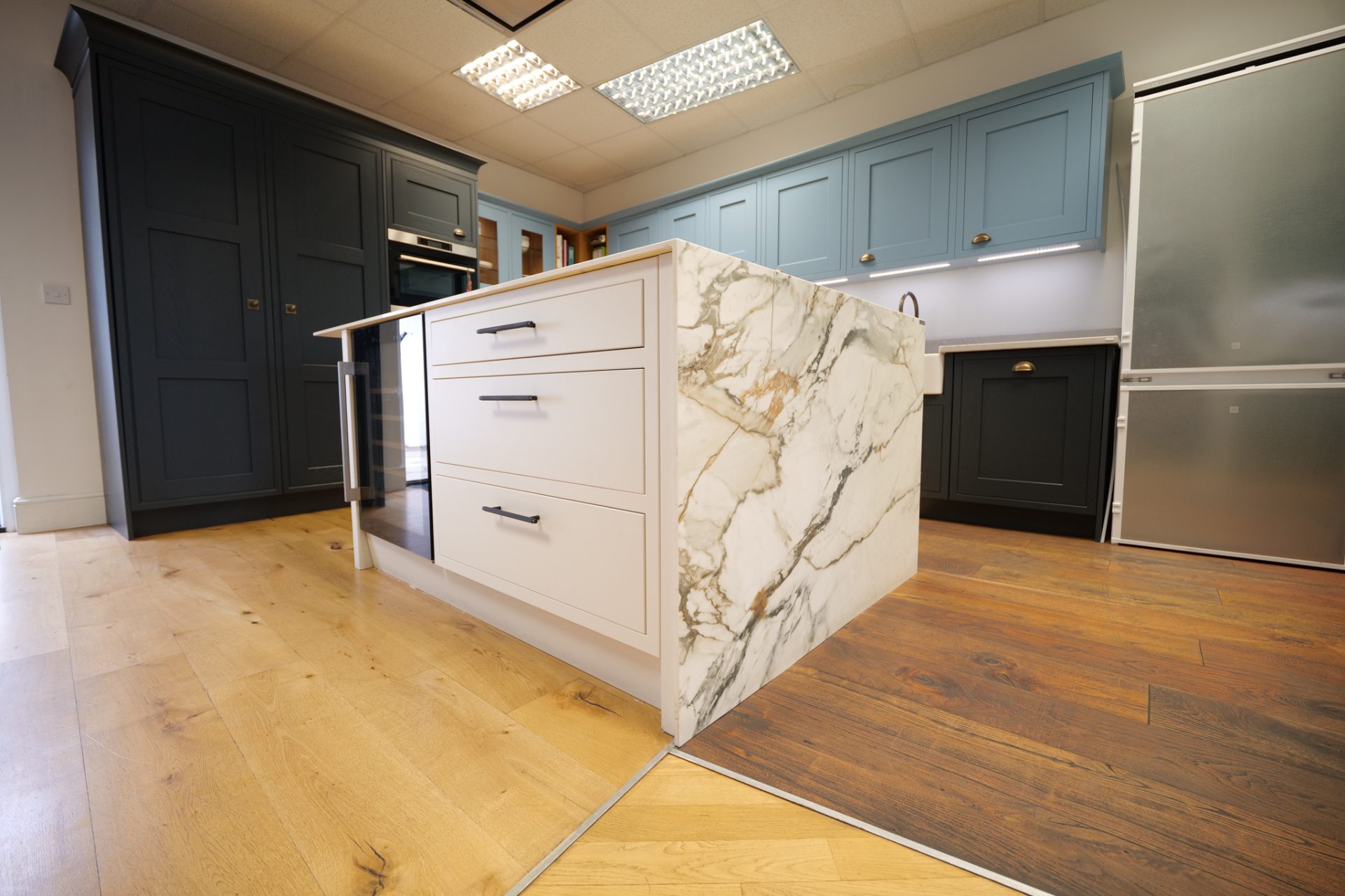 The Used Kitchen Company ] Ex Display Island