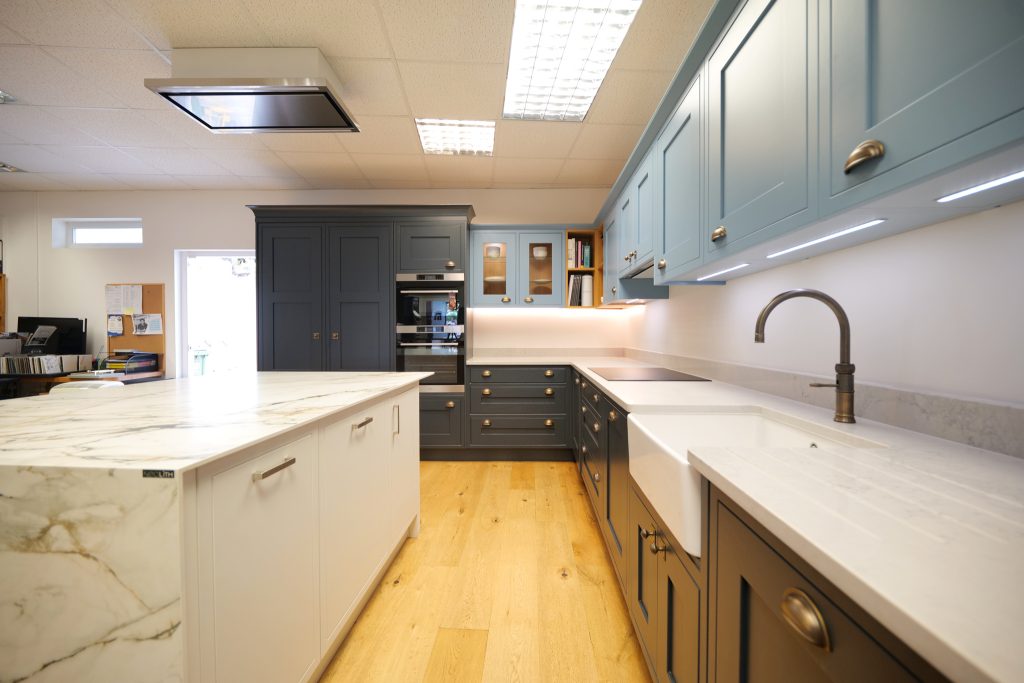 Second hand kitchen cabinets store