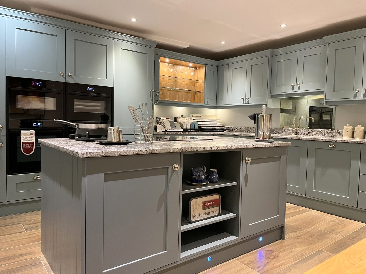 Ex-Display & Used Designer Kitchens For Sale | The Used Kitchen Company