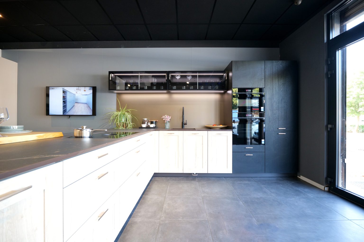 ex display Schmidt Kitchen | The Used Kitchen Company