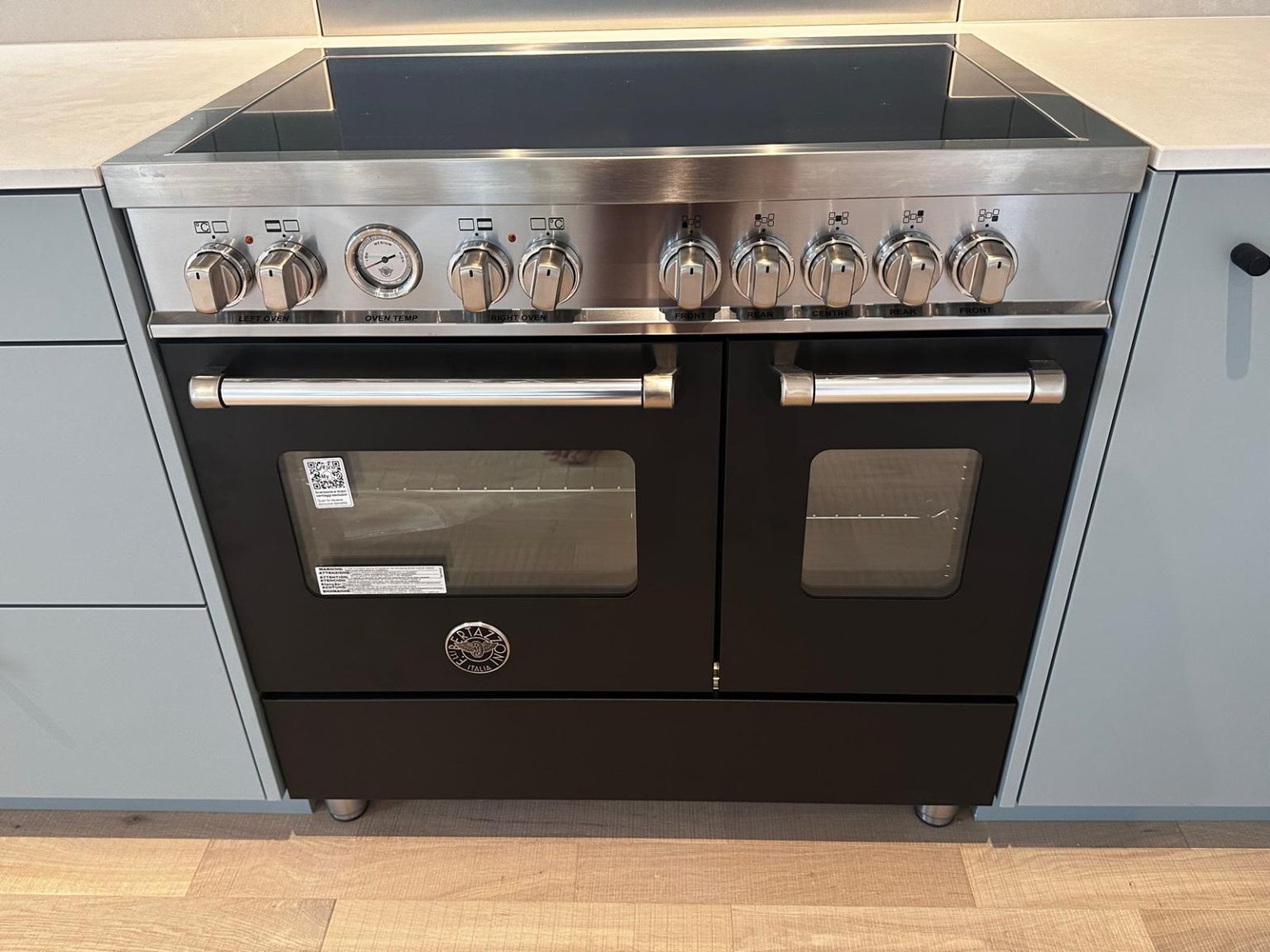 Ex-Display & Used Designer Kitchens For Sale | The Used Kitchen Company