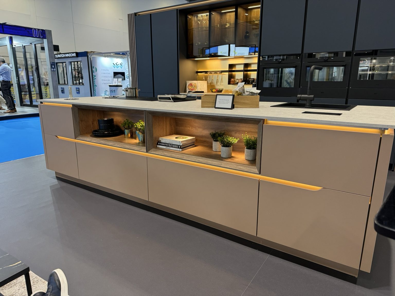 Ex Exhibition Kutchenhaus Kitchen with Island & Appliances